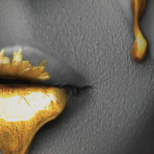 Dripping Golden Lips Canvas Print